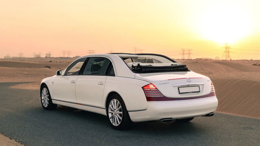Maybach 62S Landaulet: een glaasje champagne in de... | Gocar.be