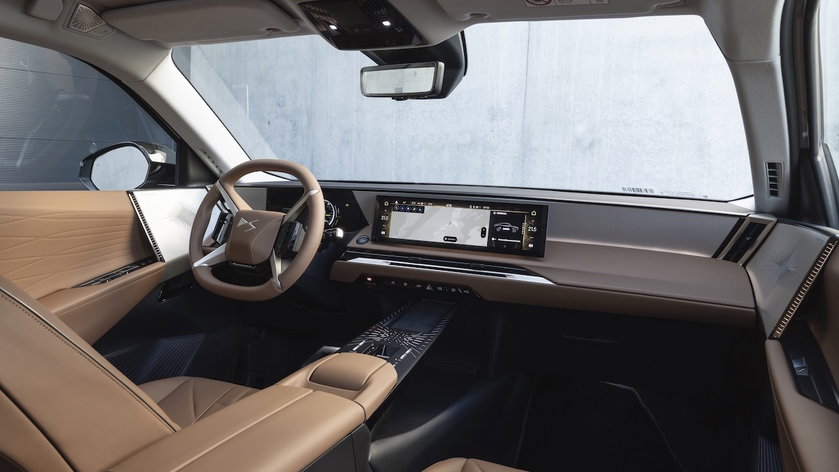 ESSAI DS N°8 2025 : avec des batteries « made in F... | Gocar.be